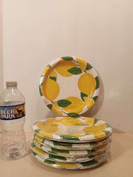 NEW true living Lemon Themed Plates (8 each/6 count) - Trice Auctions