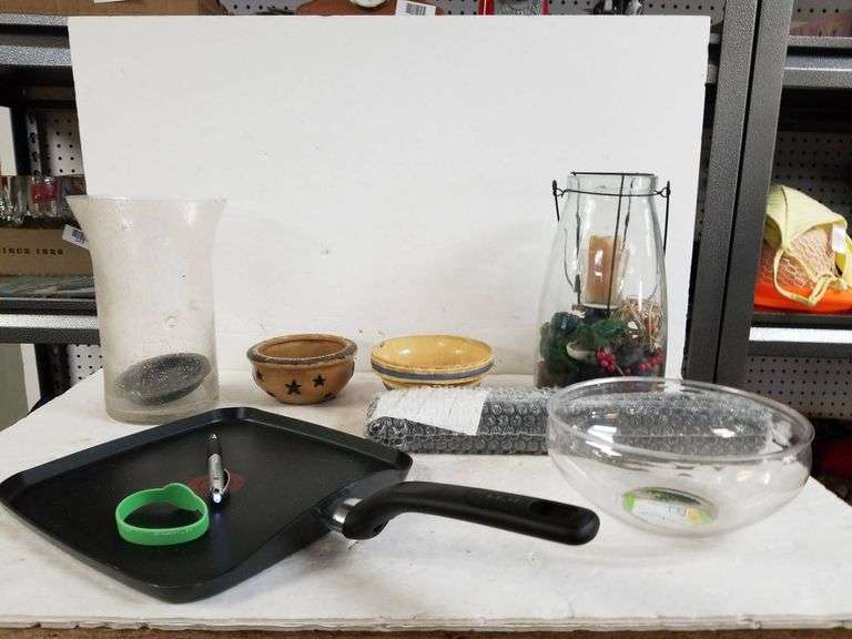 Assorted Home Decor and Kitchenware Lot - Trice Auctions