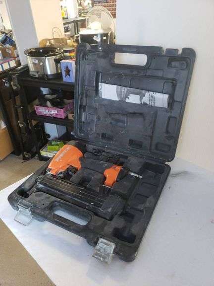Paslode Cordless Nail Gun Kit with Carry Case - Trice Auctions