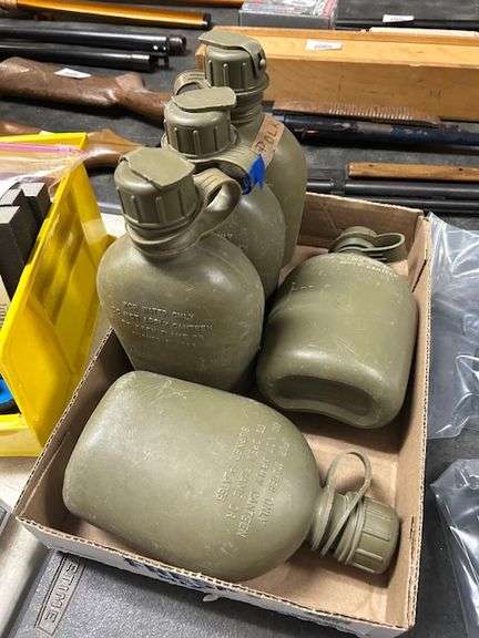 Military Surplus Thermos/Water Bottle Lot - Trice Auctions