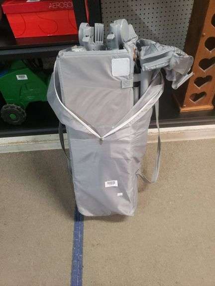Graco Pack ‘n Play Portable Playard with Carry Bag - Trice Auctions