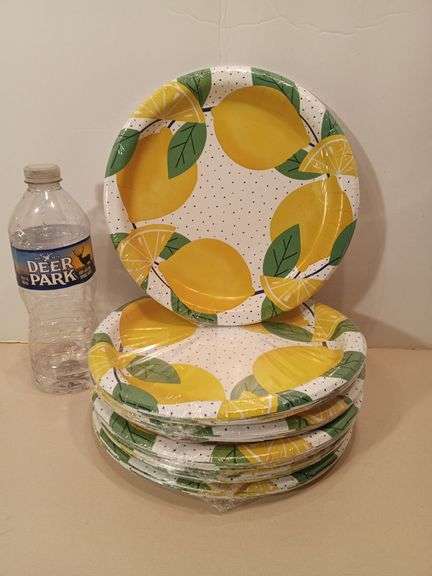 NEW true living Lemon Themed Plates (8 each/6 count) - Trice Auctions