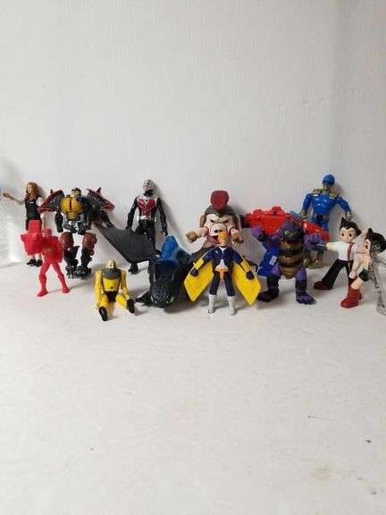 Lot of Assorted Action Figures and Toys - Trice Auctions