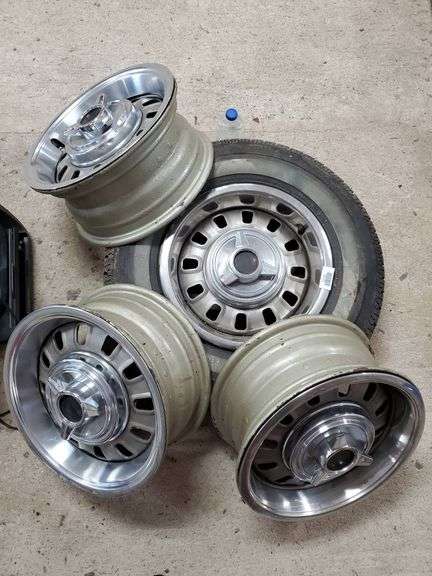 1960’s Ford Mustang Rims with Chrome Details - Trice Auctions
