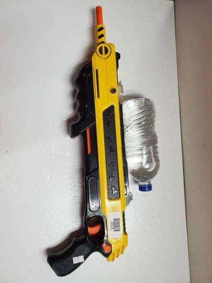 Bug-A-Salt 3.0 Yellow Pest Control Salt Gun - Trice Auctions