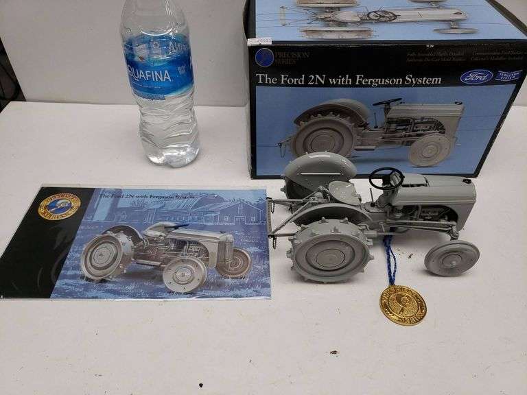 Ford 2N with Ferguson System Precision Series 1/16 Scale Model by Ertl ...