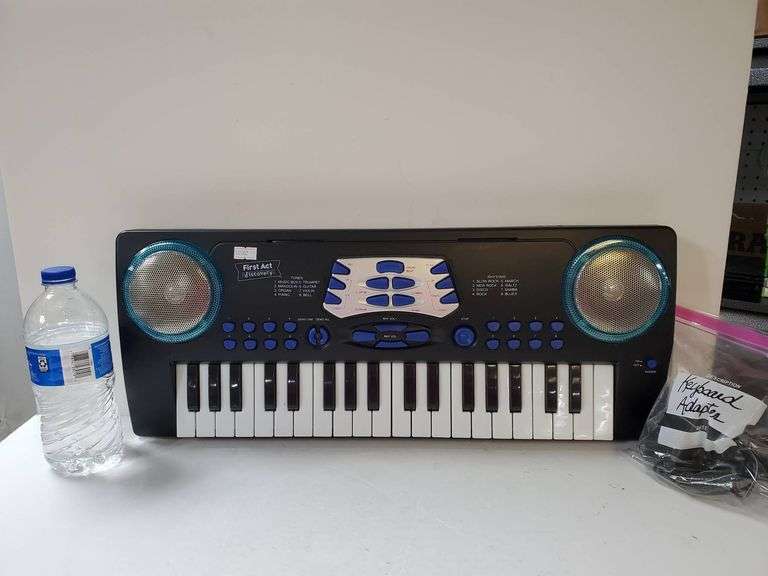First Act Discovery Keyboard with Built-In Speakers and Power Adapter ...