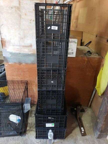 7 Crates With Grid Basket Design for Storage or Transport - Trice Auctions