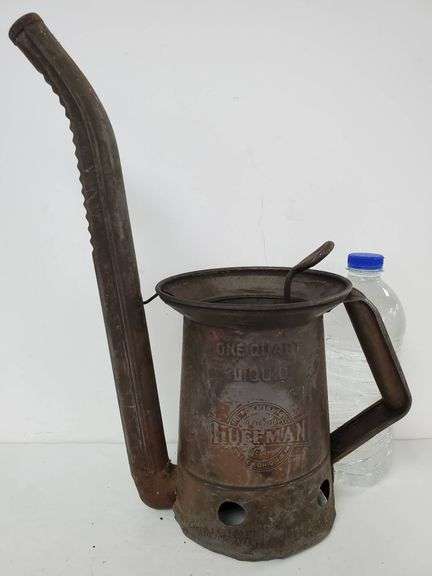 Huffman Mfg. Co. One Quart Liquid Fill Can with Embossed Markings ...