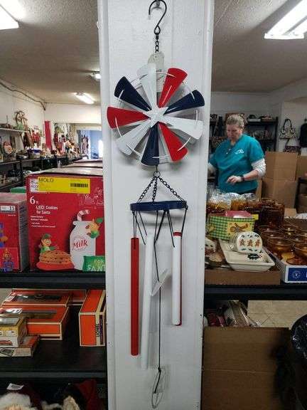 RWB Star Windchime by Red Shed with Star Design and Chains - Trice Auctions