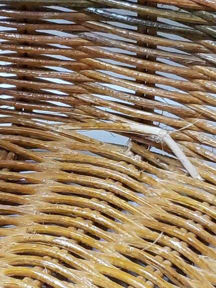 7 Piece Lot of Assorted Woven Baskets - Trice Auctions