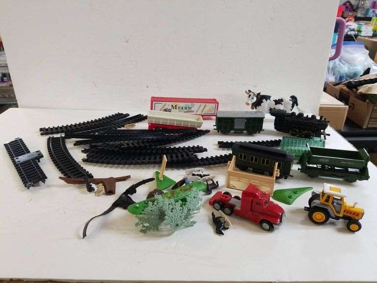 Assorted Farm-Themed Train Set pieces With Tracks, Vehicles, and ...