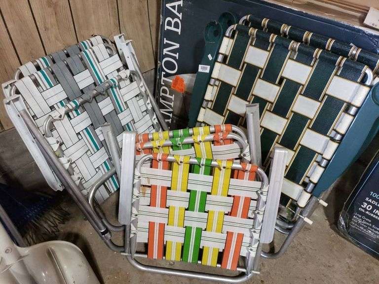 Set of 6 Folding Chairs with Multicolor Woven Design - Trice Auctions