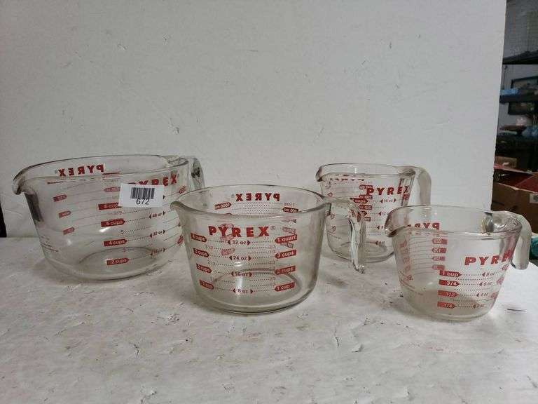 Set of 4 Pyrex Glass Measuring Cups with Red Markings - Trice Auctions