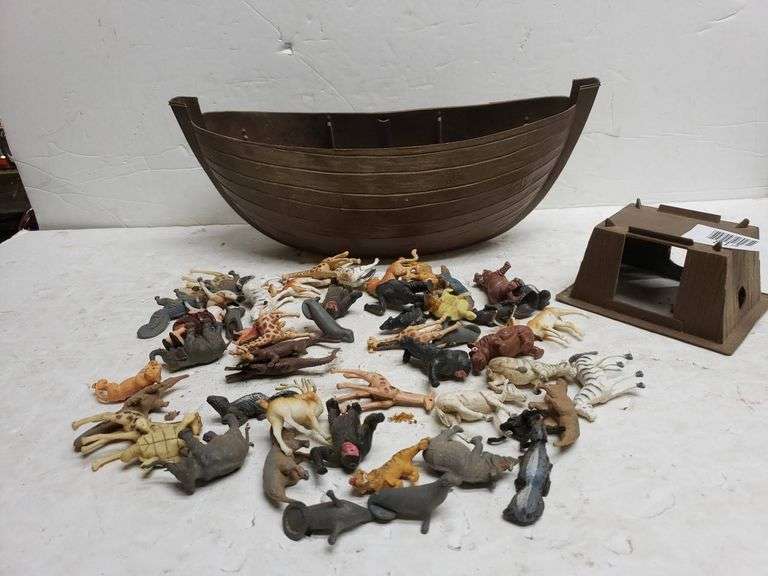 Animal Figurines Collection With Boat-Shaped Container and Structure ...