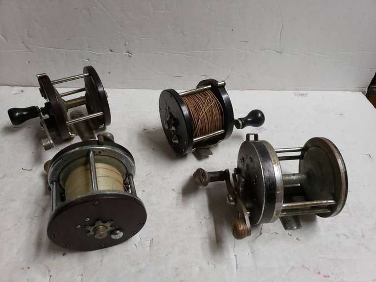 Set of 4 Fishing Reels - Trice Auctions