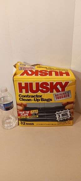 Husky Contractor Clean Up Bags (32 bags) - Trice Auctions