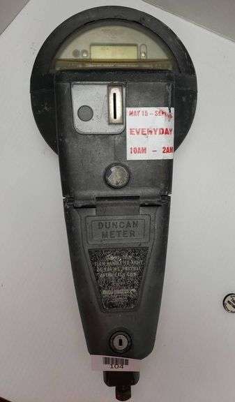 Duncan Parking Meter Housing with Coin Slot and Lock - Trice Auctions