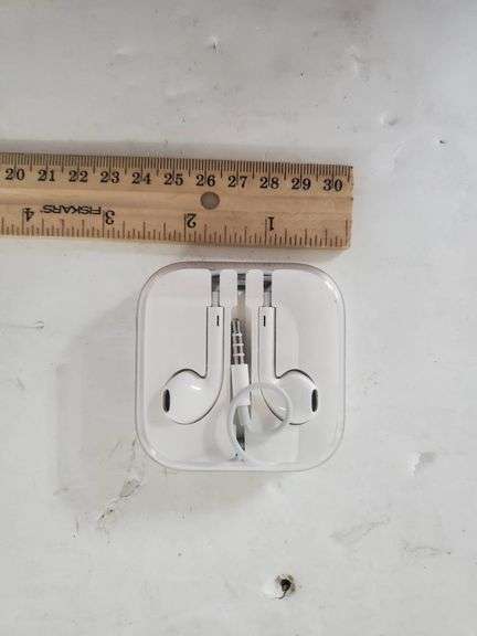 Apple Wire Earbuds with Case Featuring Apple Logo - Trice Auctions