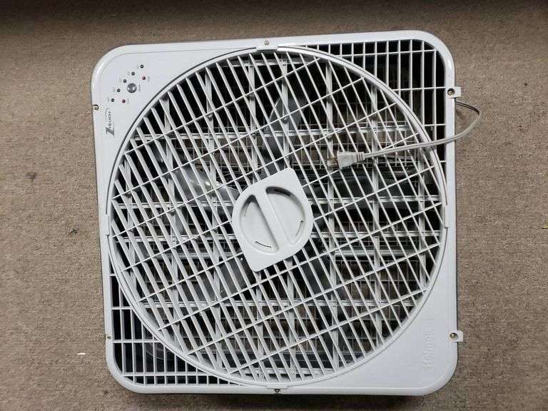 Holmes Box Fan With 1Touch Controls (Tested Works) - Trice Auctions