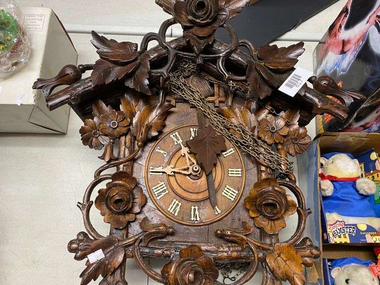 Vintage Coo-Coo Clock. Appears Complete With Chimes - Trice Auctions