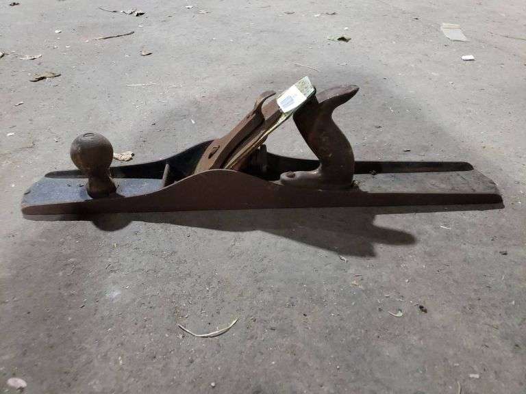 Hand Plane with Metal Body and Ergonomic Handle - Trice Auctions