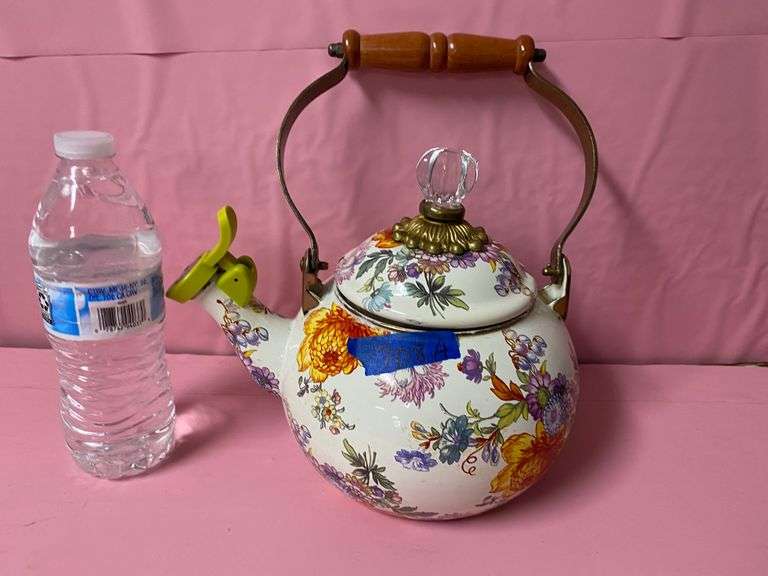 Mackenzie’s Child Tea Kettle - Trice Auctions