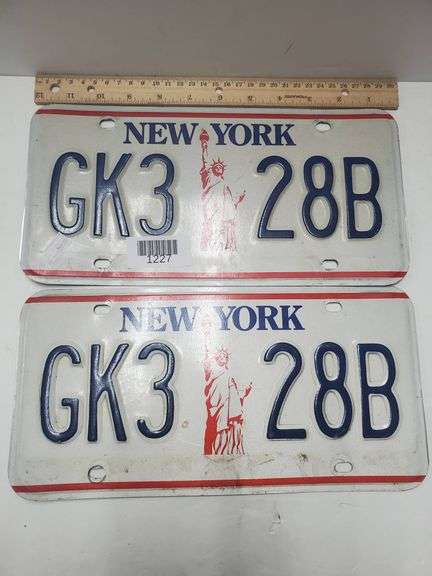 Set of Two New York License Plates with GK3-28B Design - Trice Auctions