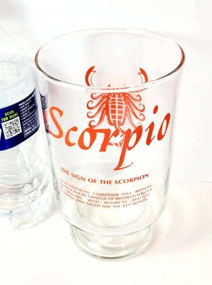 1970's Scorpio Zodiac Clear Pint Glass. Great Red Printing. No chips or ...