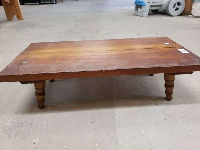 Low Rectangular Table With Turned Legs, 30x15x8 Inches - Trice Auctions
