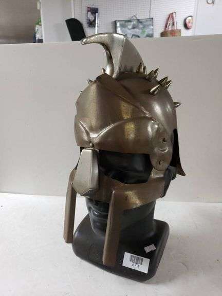 Metal Gladiator Helmet Replica With Spiked Crest - Trice Auctions