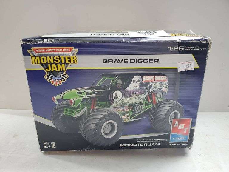 Monster Jam 1:25 Scale Grave Digger Model Kit by AMT - Trice Auctions