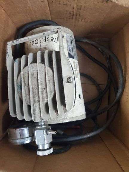 Arco Compressor Unit Model 12515 with Gauges and Cables - Trice Auctions