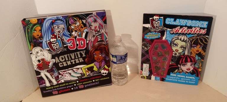 2 NEW Various Monster High Activity Books - Trice Auctions