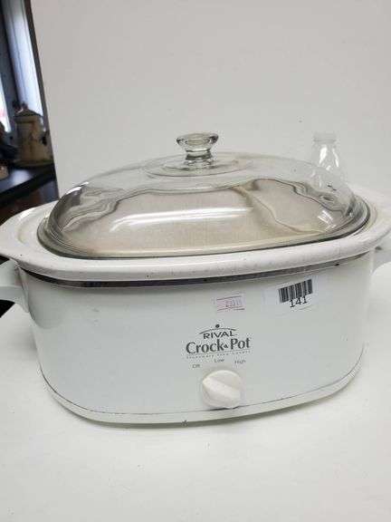 Rival Crock-Pot Slow Cooker With Glass Lid and Handles - Trice Auctions