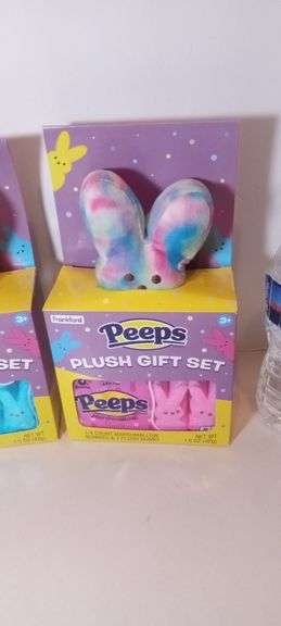 3 NEW Various Peeps Plush Gift Sets - Trice Auctions
