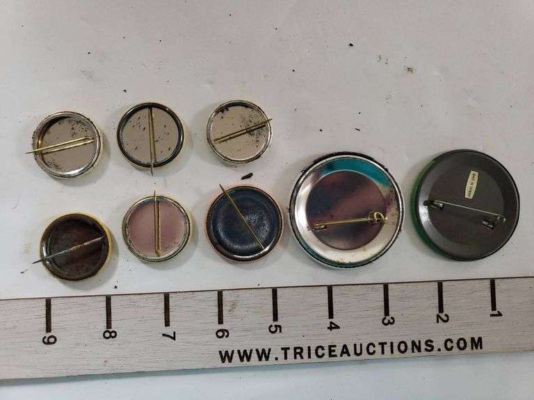 Shirley Temple and Michael Jackson Pinback Buttons - Trice Auctions