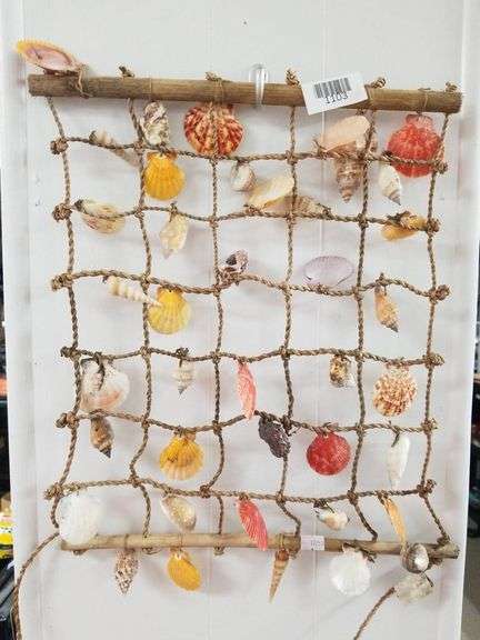 14 x 16 Decorative Hanging Net with Assorted Seashells - Trice Auctions