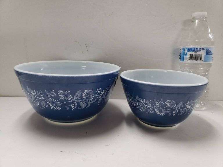 Blue Pyrex Mixing Bowls with White Floral Pattern - Trice Auctions