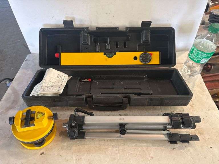 Professional Laser Level Set With Tripod and Carrying Case - Trice Auctions