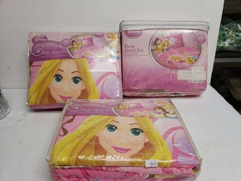 Disney Princess Twin Sheet Set Featuring Rapunzel and 200 Thread Count ...