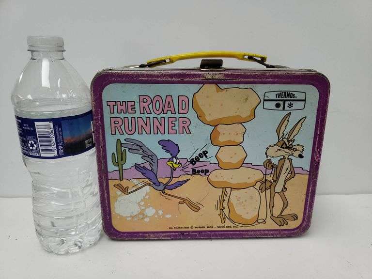 Road Runner Metal Lunch Box Featuring Warner Bros. Characters - Trice ...