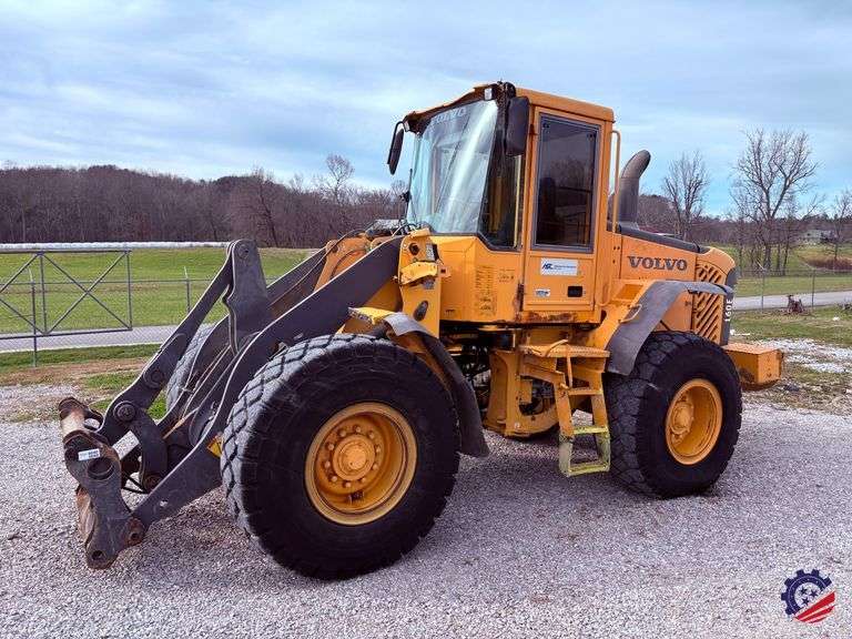 2004 Volvo L60E Wheel Loader - TriStar Auction Group