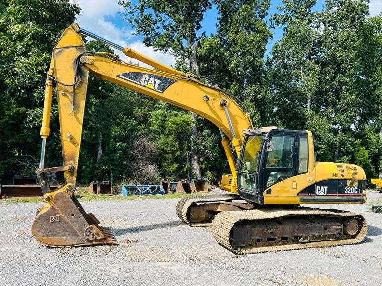 2003 CAT 320CL Hydraulic Excavator - TriStar Auction Group