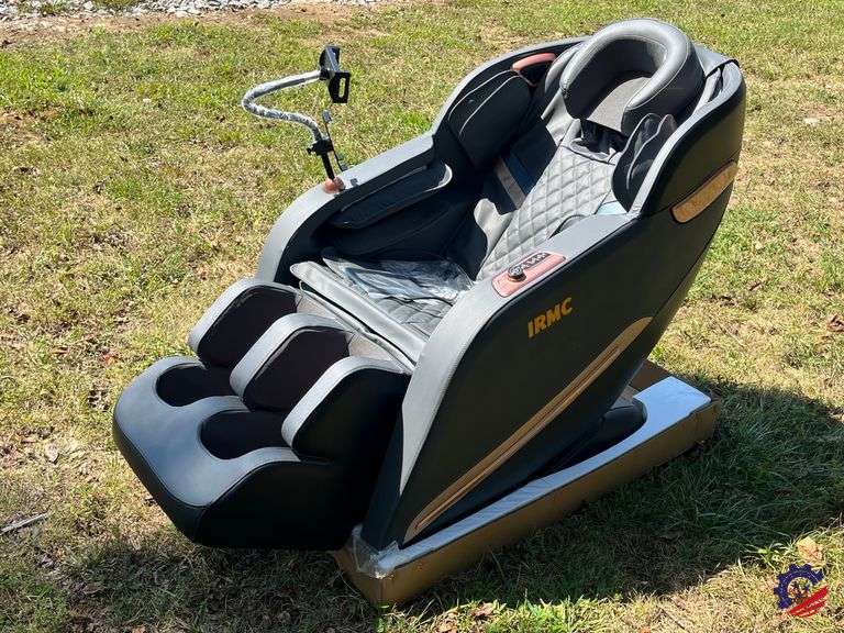 NEW 2025 IRMC Massage Chair - TriStar Auction Group