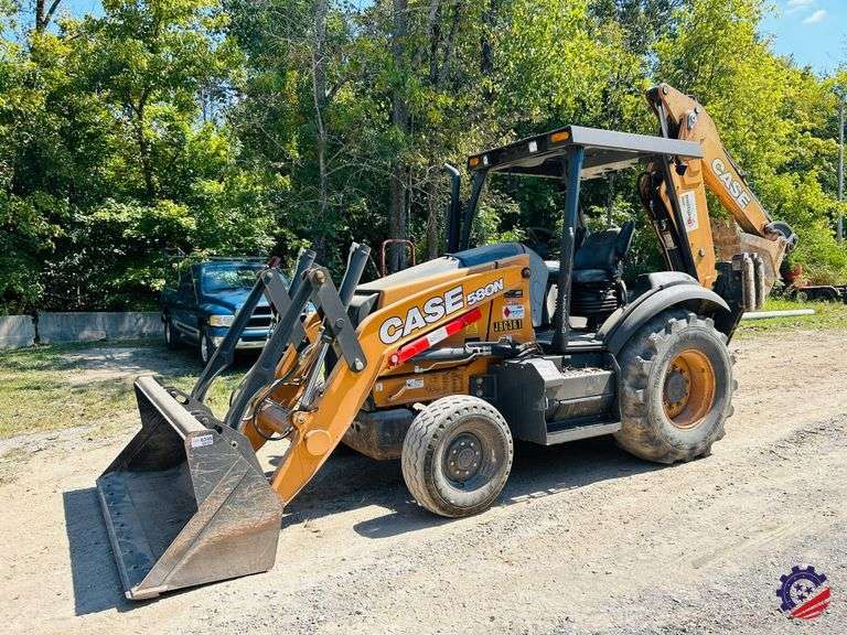 2021 Case 580N Loader Backhoe - TriStar Auction Group