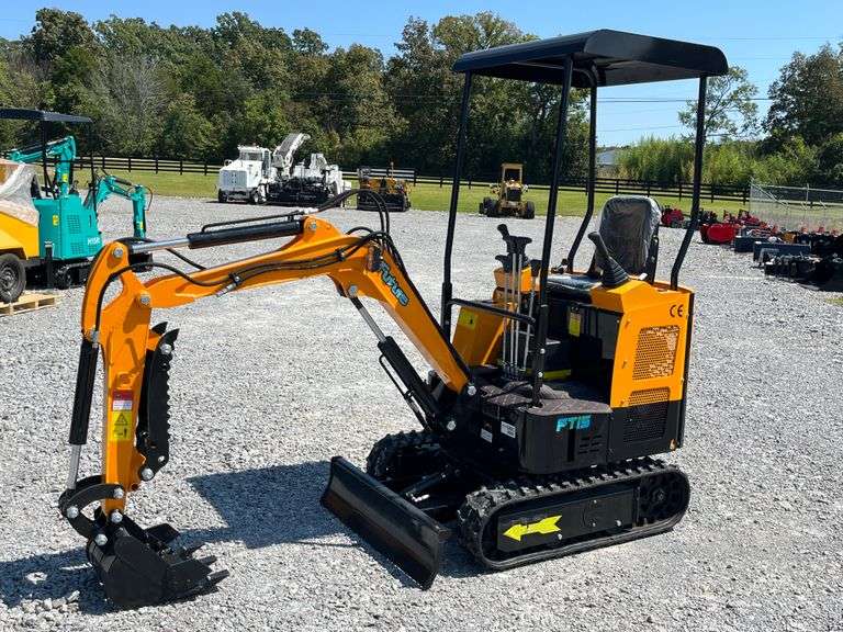 Unused 2025 Future FT15 Mini Excavator - TriStar Auction Group