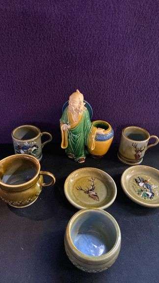 Lot of 'Wade' China & Mudman - Tullochs Auctions