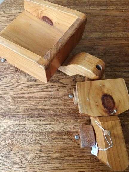 Solid Timber Toy Tractor & Tipper Trailer - Tullochs Auctions