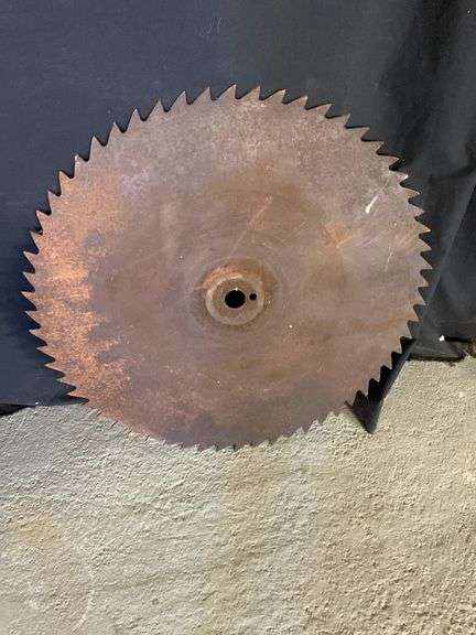 Rustic Vintage Sawmill Blade - Tullochs Auctions